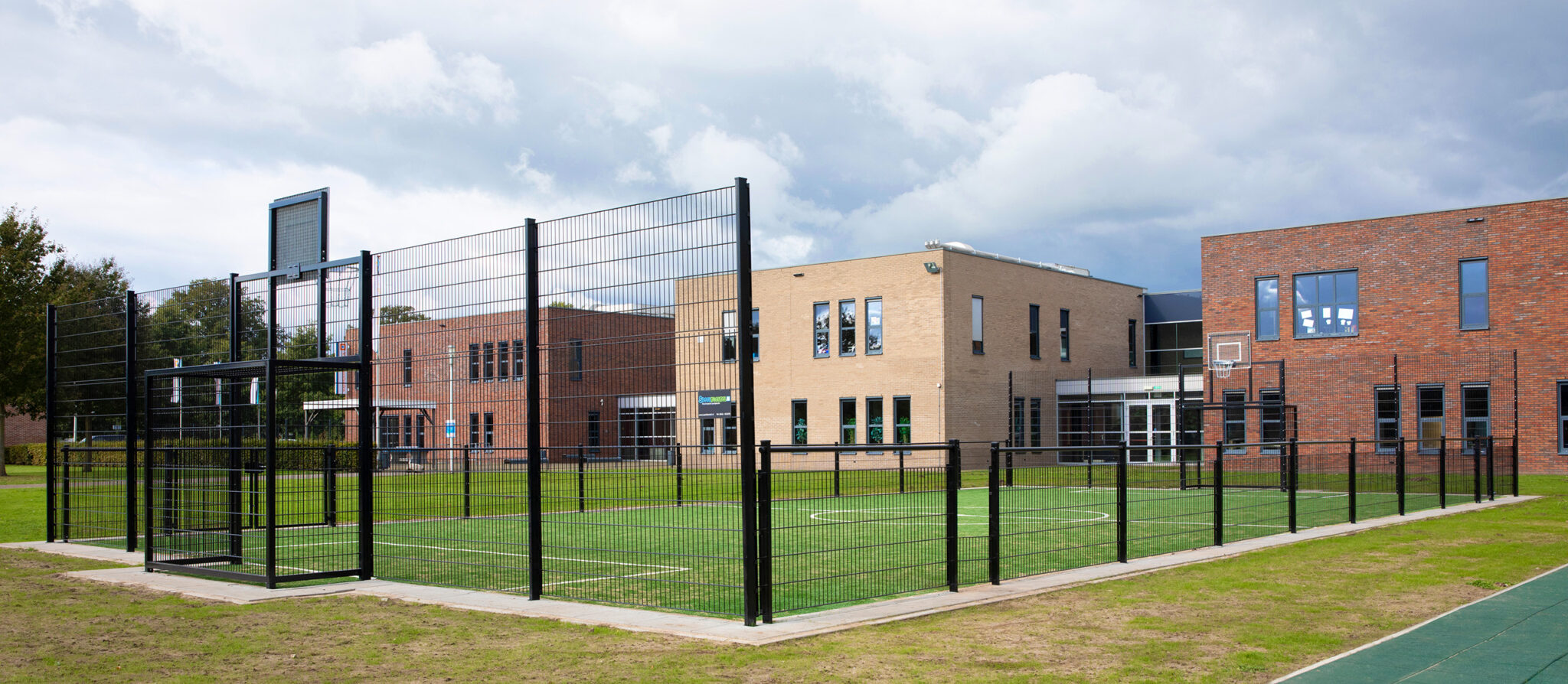 Voorpagina - Jaarverslag Pluryn 2024